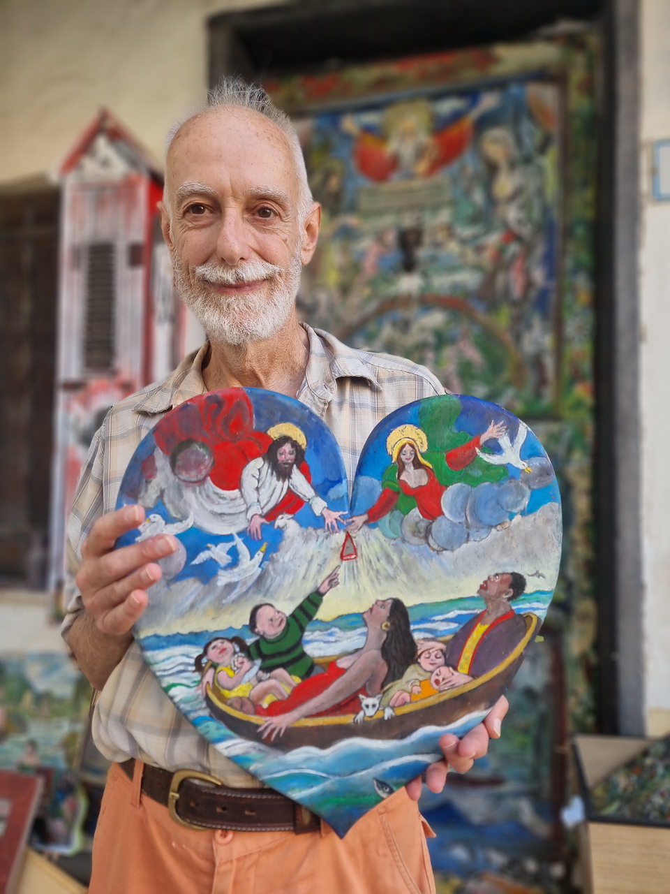 Un cuore da Sanremo per UNICEF Germania, un dono dell'artista sanremese ...