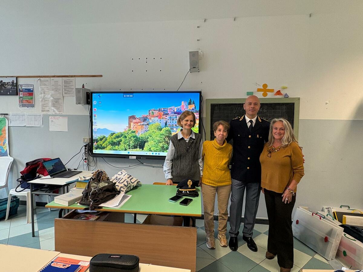 Ventimiglia: incontro sulla legalità con il vice Questore Paolo Arena ...