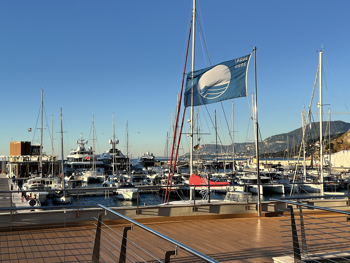 Cala del Forte si conferma porto d'eccellenza anche per l’ambiente: arriva la terza Bandiera Blu ...