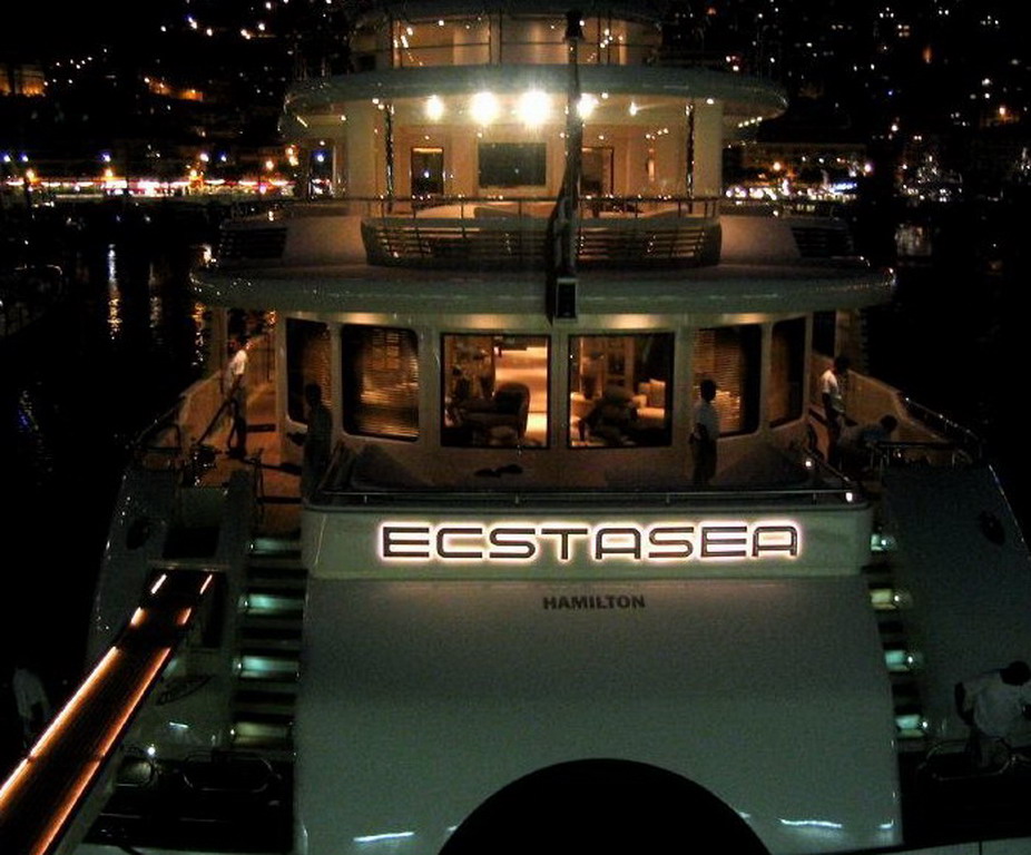 Imperia: arrivato questa mattina al porto turistico lo yacht 'Ecstasea ...