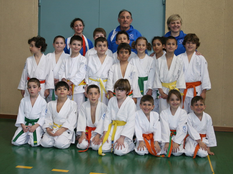 Pioggia di medaglie domenica scorsa per i giovani atleti del Judo ...