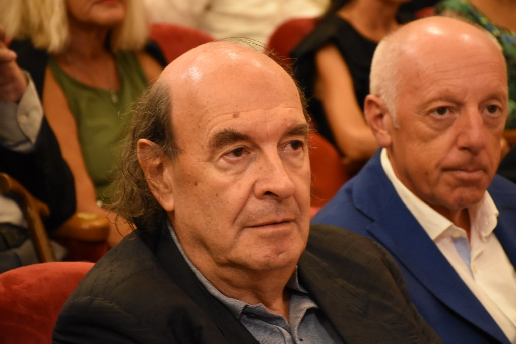 Sanremo: sabato con Stefano Zecchi al via la stagione invernale dei ...