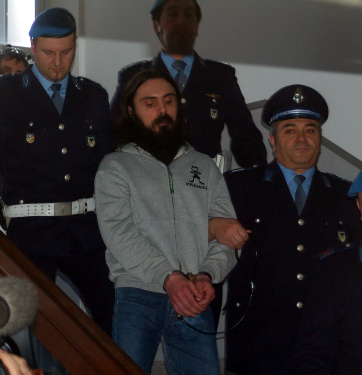 Nuova perizia psichiatrica per Luca Delfino: il genovese venne ...