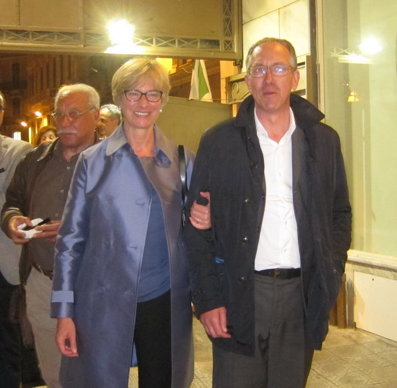 Elezioni: il Ministro della Difesa Roberta Pinotti incontra il PD ...