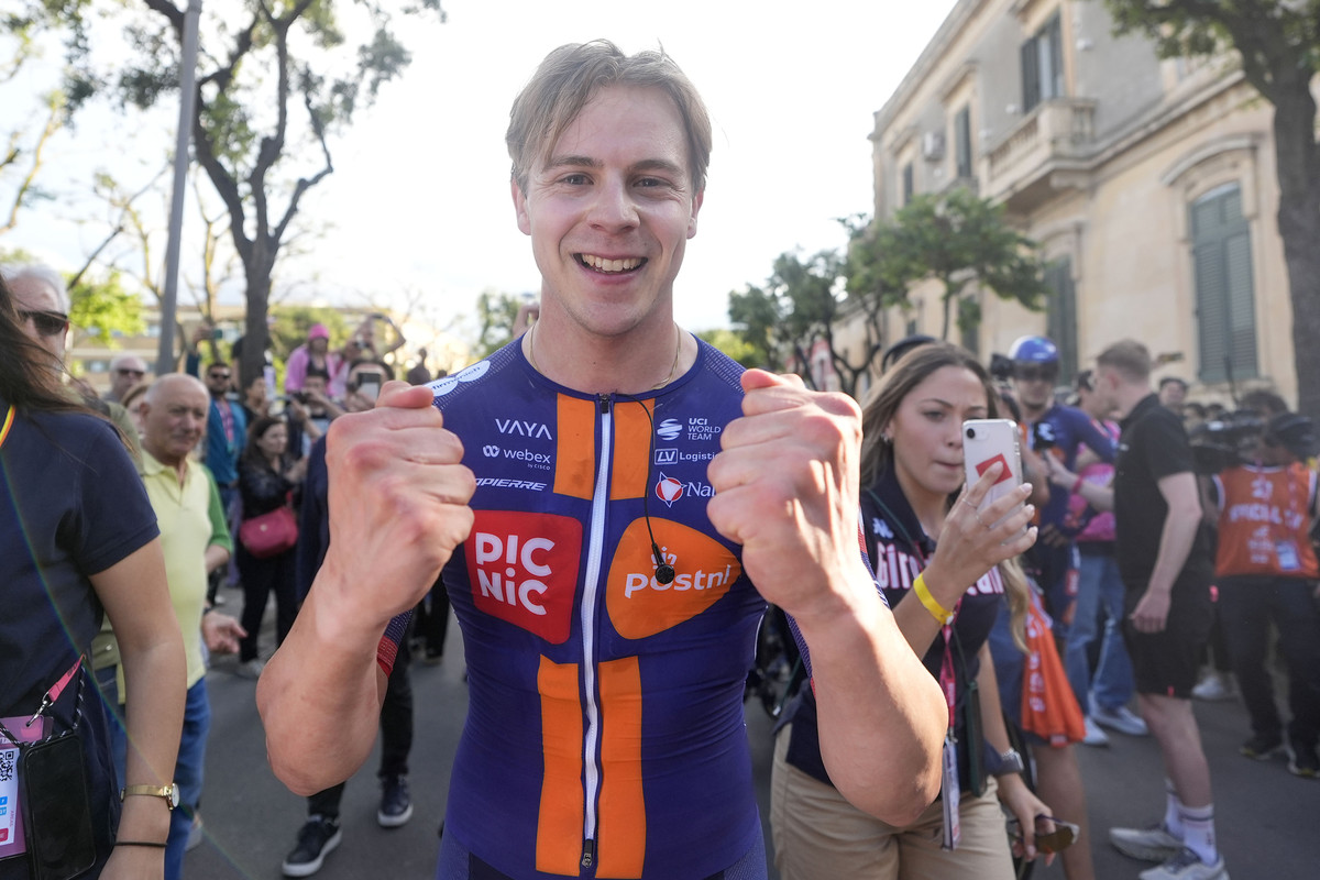 Il sorriso di Van Uden è il bello del Giro: i velocisti e la guardia ...