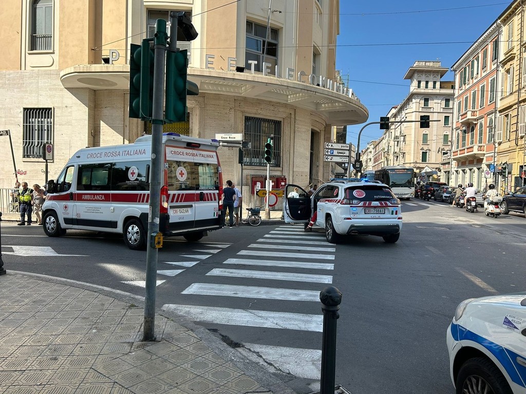 Sanremo, turista travolta mentre attraversa sulle strisce: è grave ...
